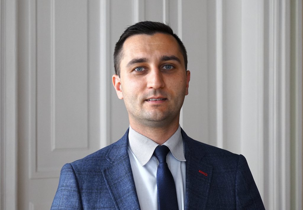 Dominik Borek – kandydat na dyrektora departamentu - Wasza Turystyka