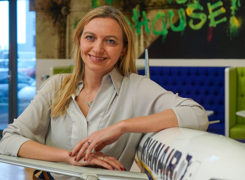 Ryanair - Alicja Wójcik-Gołębiowska odpowiedzialna za PR i marketing w ...